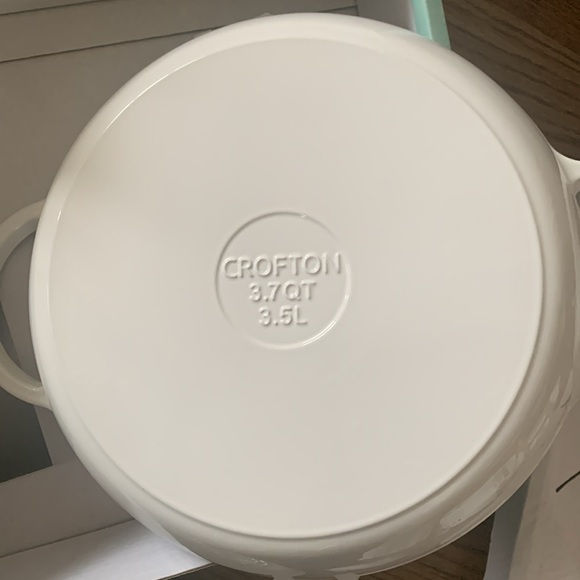 Croton | Kitchen | New Aldi Crofton 37 Qt Cast Iron Braiser Cream ...